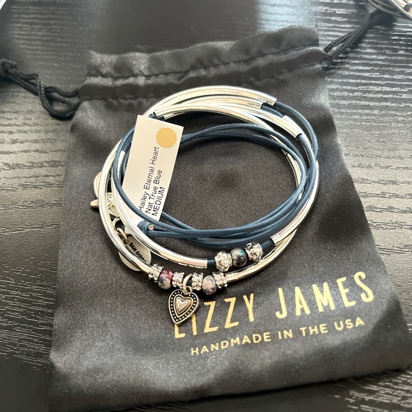 Lizzy James | Jewelry | Nwt Lizzy James Hailey Eternal Heart Bracelet ...